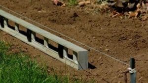 5 DIY Landscape and Garden Edging Step-by-Step Guides 2022